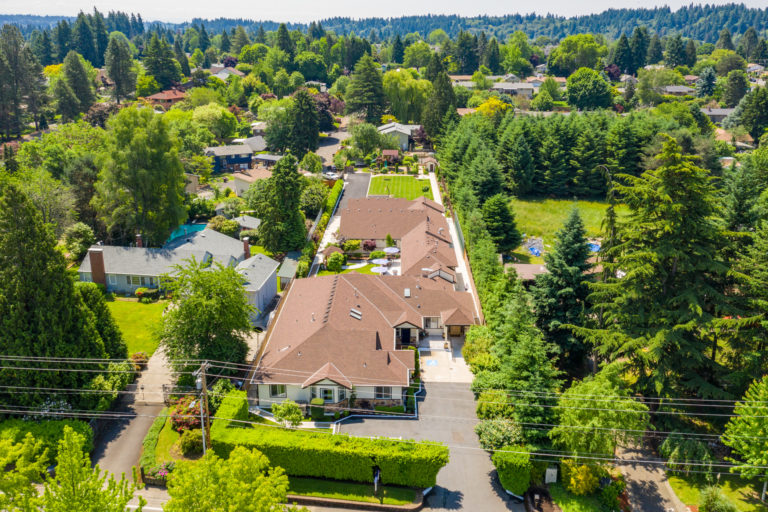 Photo Gallery – MapleView Manor